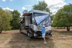 Class A RV Windshield Shade | Magne Shade